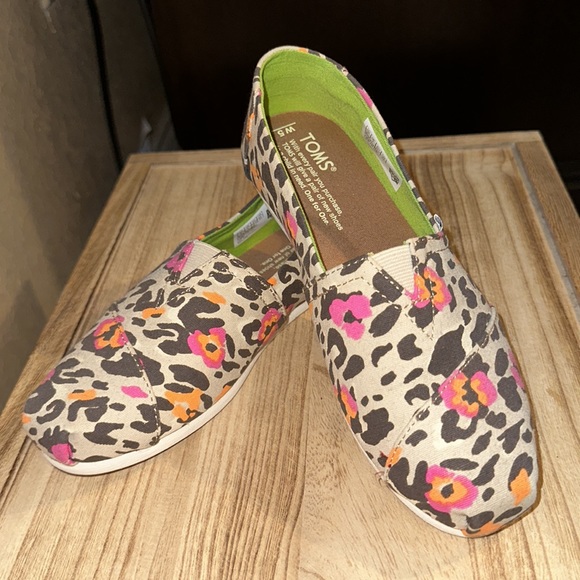 Toms | Shoes | Leopard Print Alpargata Toms | Poshmark